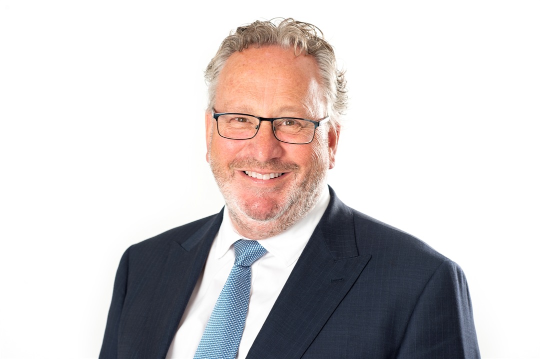 Crs Ross Ebbels, Fleur Hewitt to lead Borough as Mayor and Deputy ...